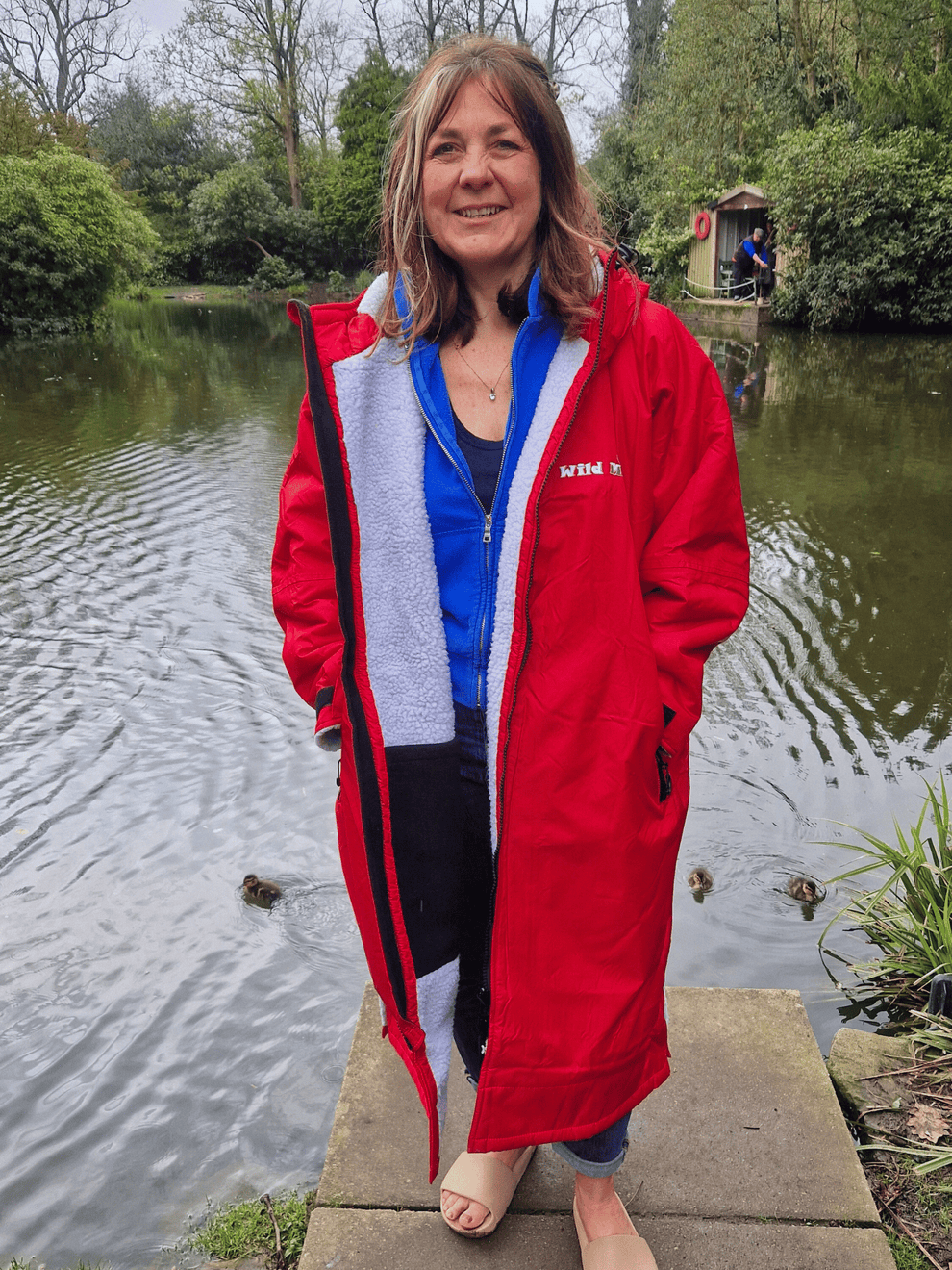 Adult Changing Robe, Red | Dry Robe – Wild Moose